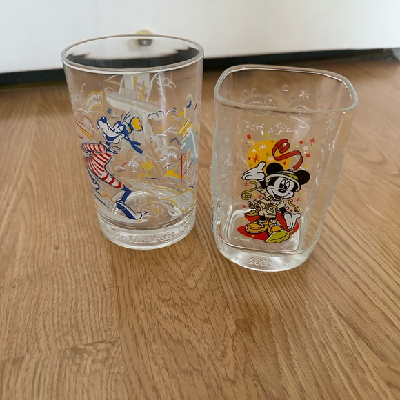 Disney | Kitchen | Disney Glass Set | Poshmark